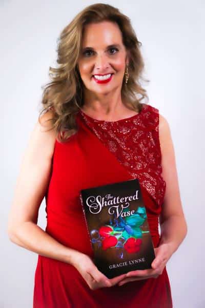 ABOUT | Author Gracie Lynne